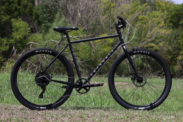 Fairdale Weekender Archer (Matte Black in M-XL) | Fairdale Bikes